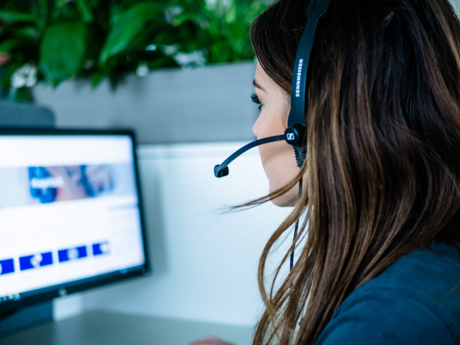 Een unieke samenwerking tussen Praxis, Quality Contacts en huXam met Praxis en Quality Contacts ...